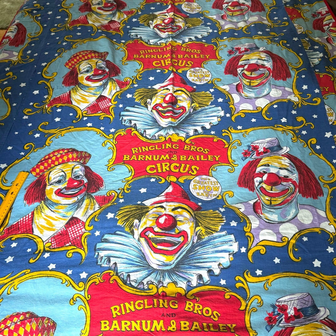 Vintage 1960s Crazy Clown Kids Bedspread Fabric Barnum and Bailey ...