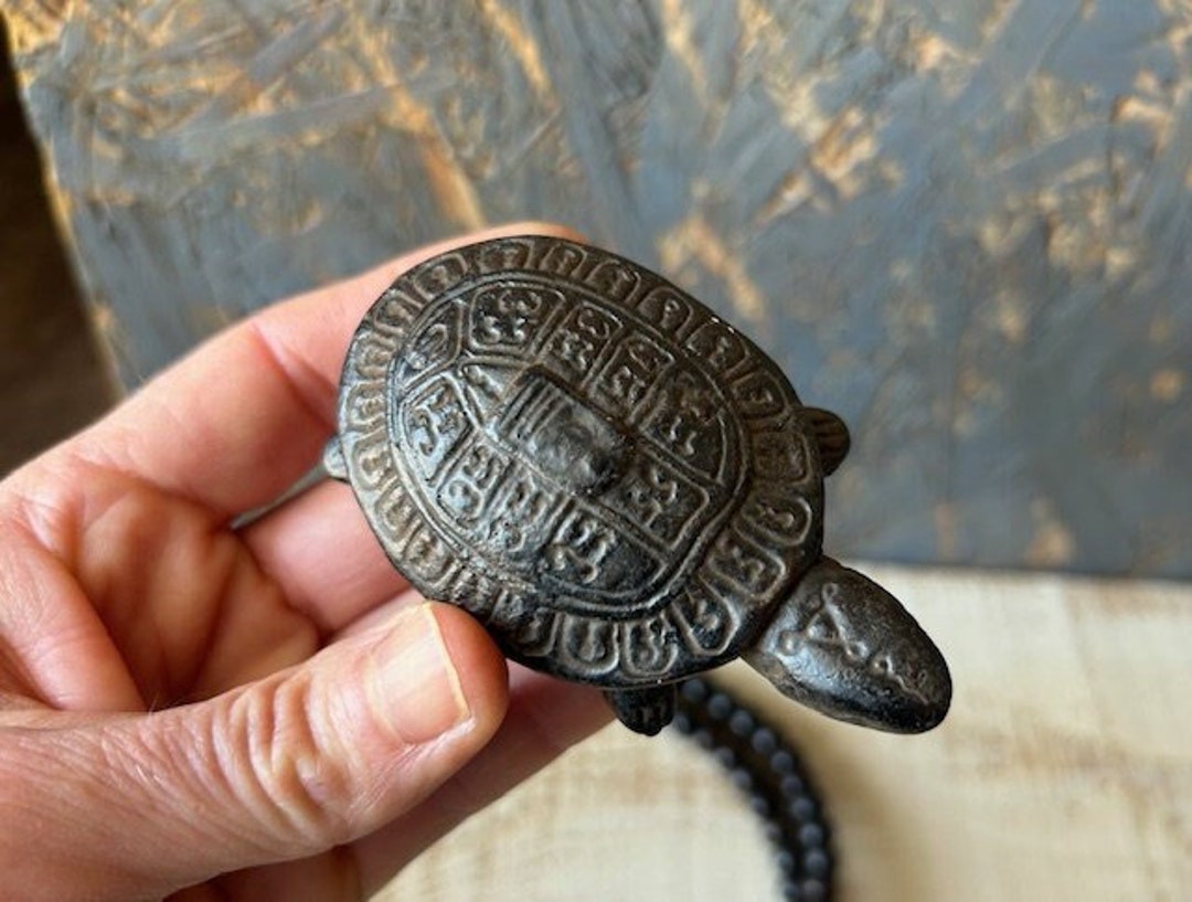 Turtle Amulet Statue // Turtle Statue // Small Turtle Statue ...