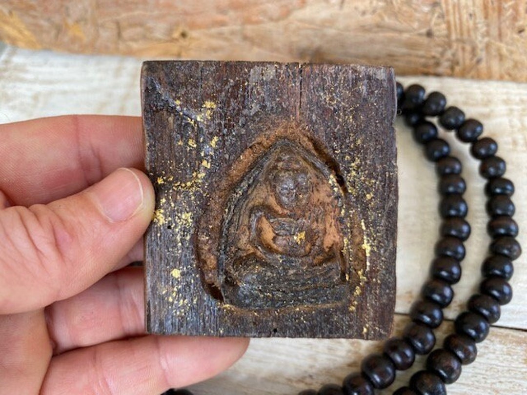 Thai Buddha Amulet // Minimalist Thai Buddha Amulet // Buddha Amulet ...