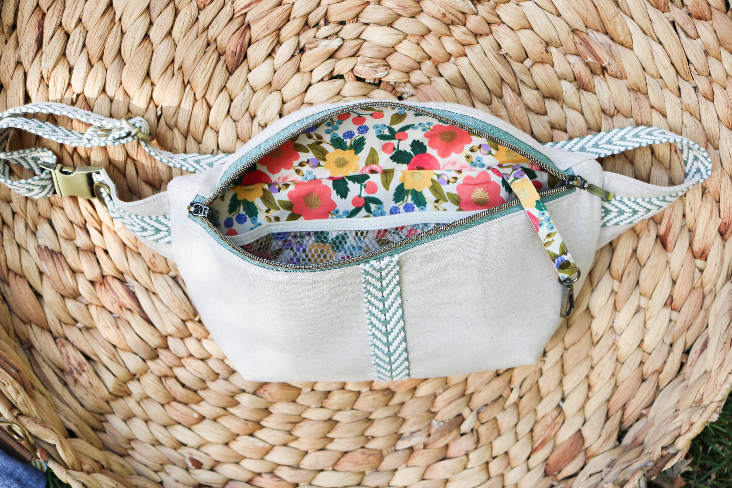 Linda Belt Bag Digital Sewing Pattern - Oversized Fanny Pack - Etsy