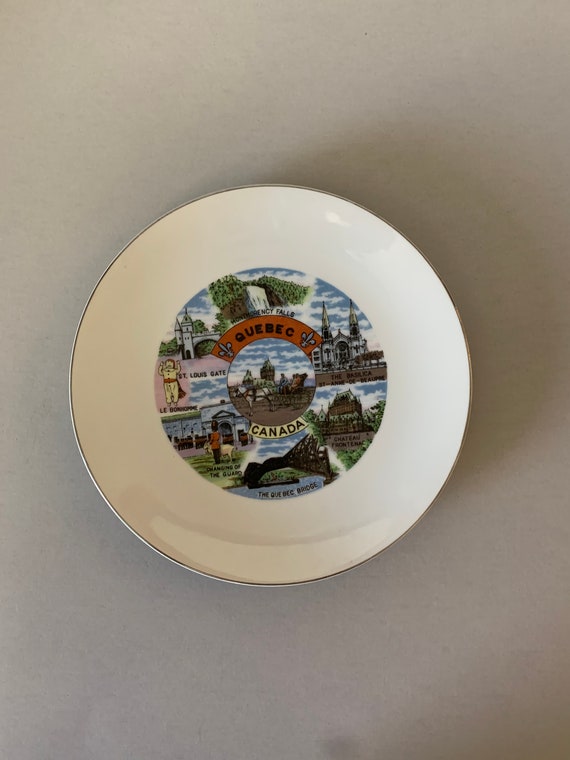 Home & Living Kitchen & Dining Dining & Serving Canada souvenir plate ...