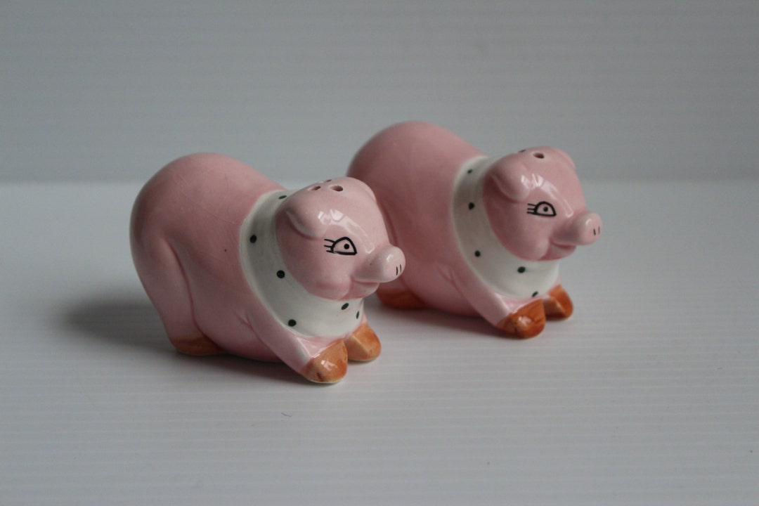 PINK PIGS Salt and Pepper SHAKER, Vintage Pink Pigs Ceramic Salt Pepper ...