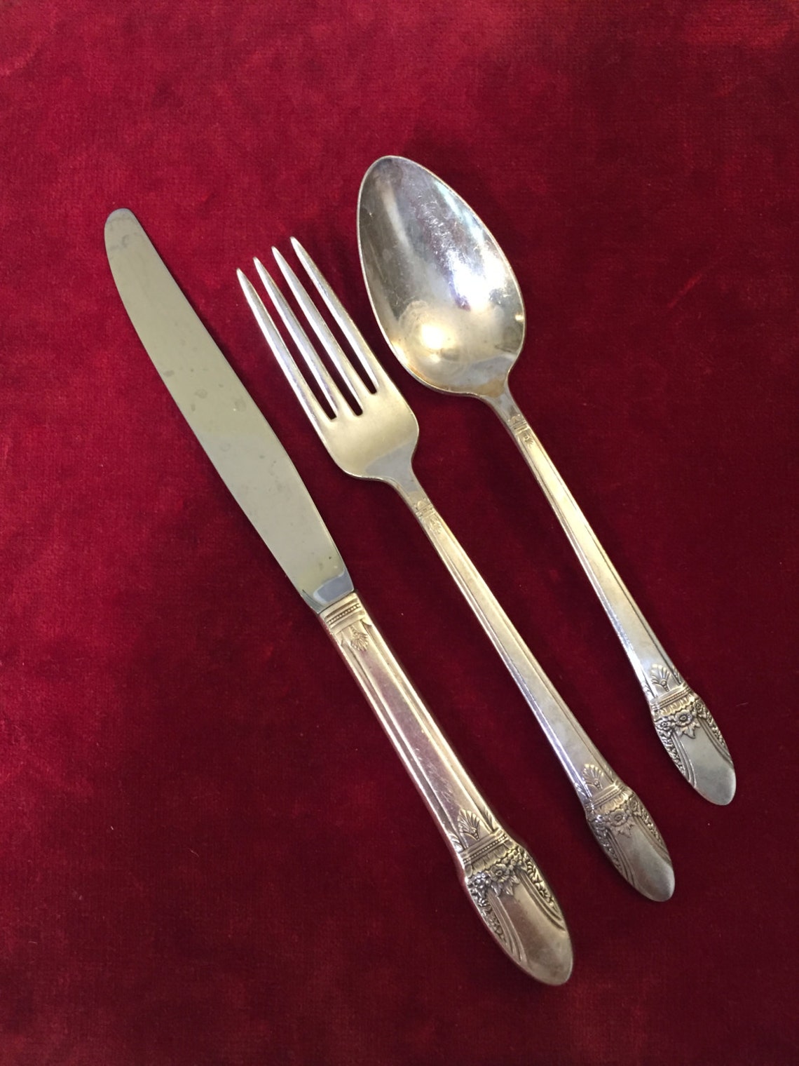 SILVER PLATE FLATWARE Wm Rogers Flatware First Love - Etsy
