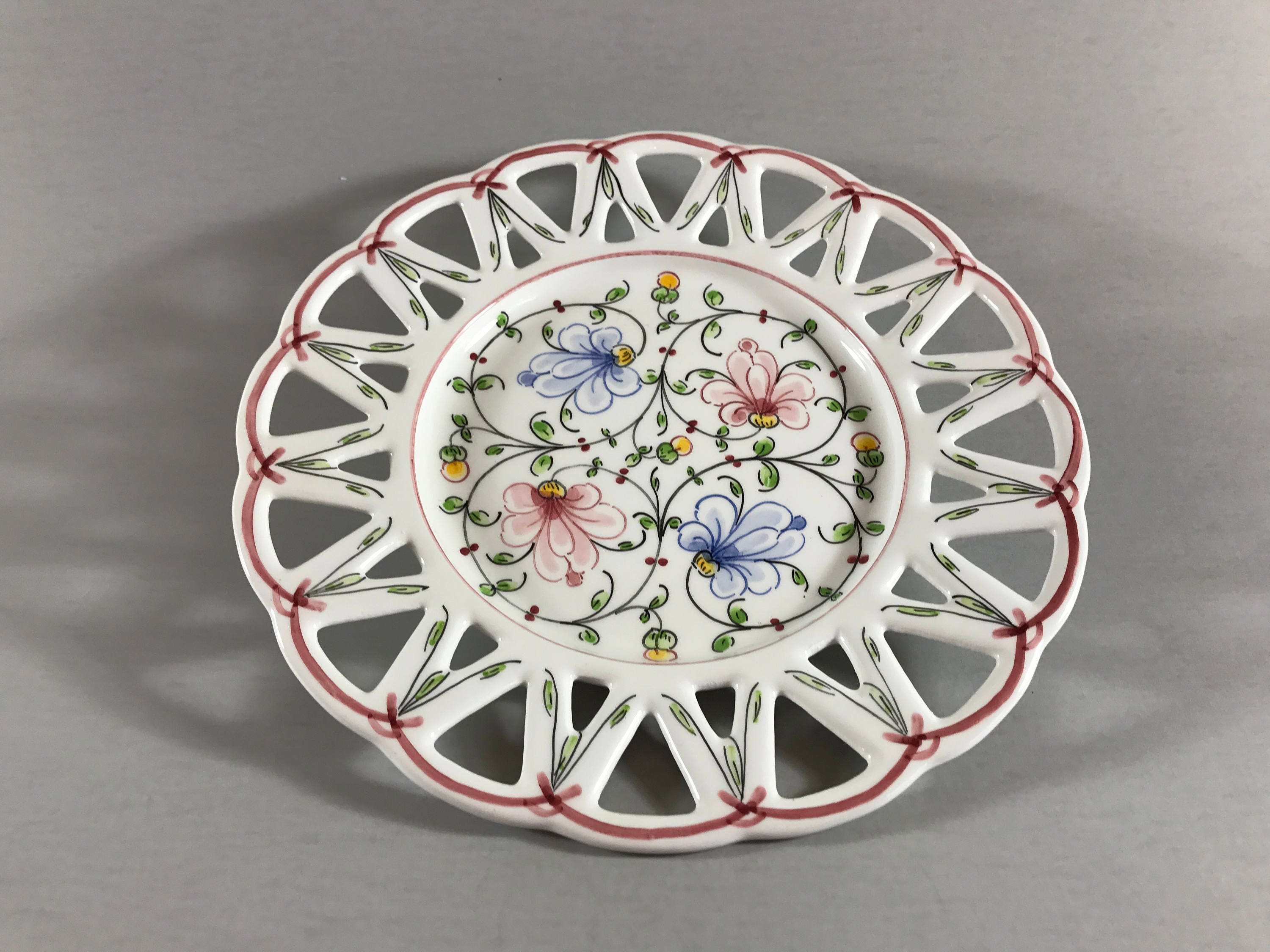 VINTAGE DECORATIVE PLATE Plate With Flowers Ceramic Plate - Etsy