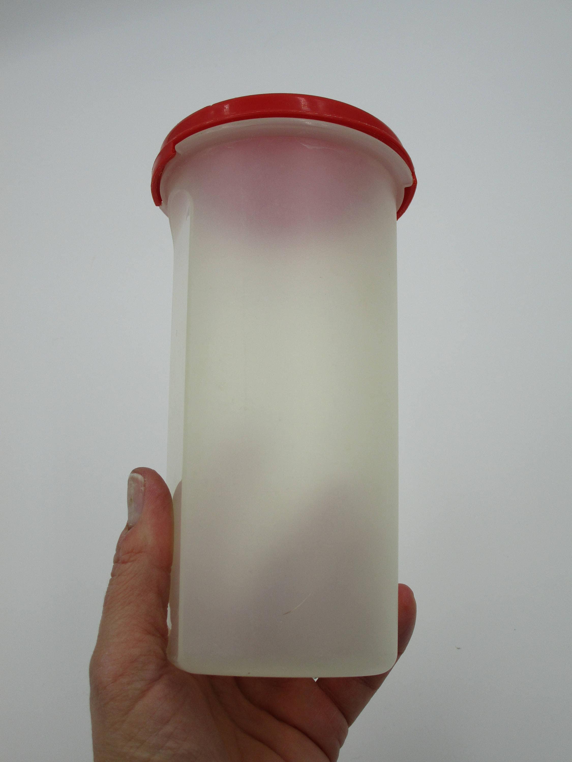 TUPPERWARE Round Storage Container With Lid Vintage - Etsy Canada