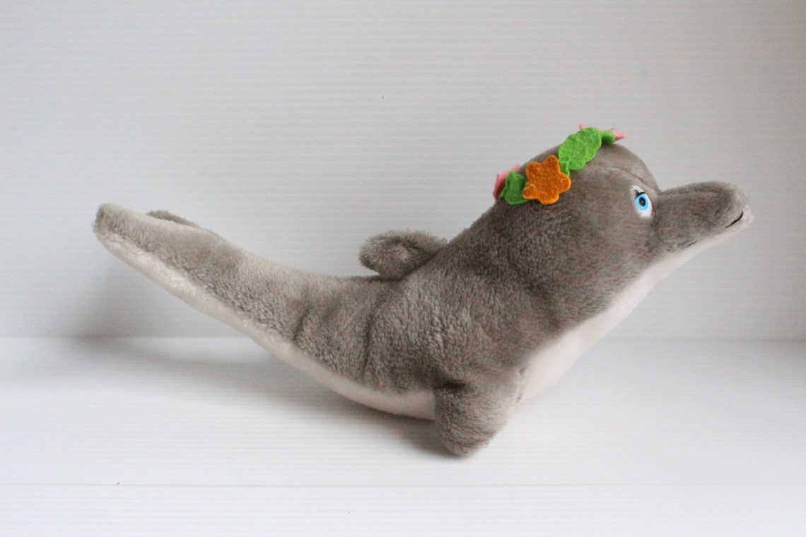 SEA WORLD DOLPHIN With Flower Head Wreath Vintage 1982 Plush - Etsy