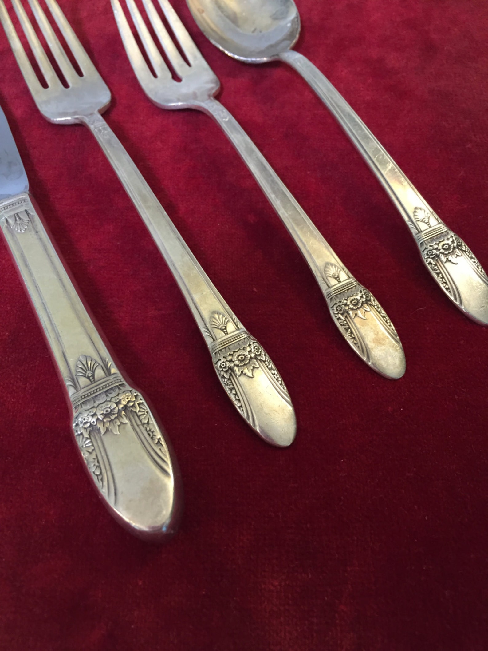 SILVER PLATE FLATWARE Wm Rogers Flatware First Love - Etsy