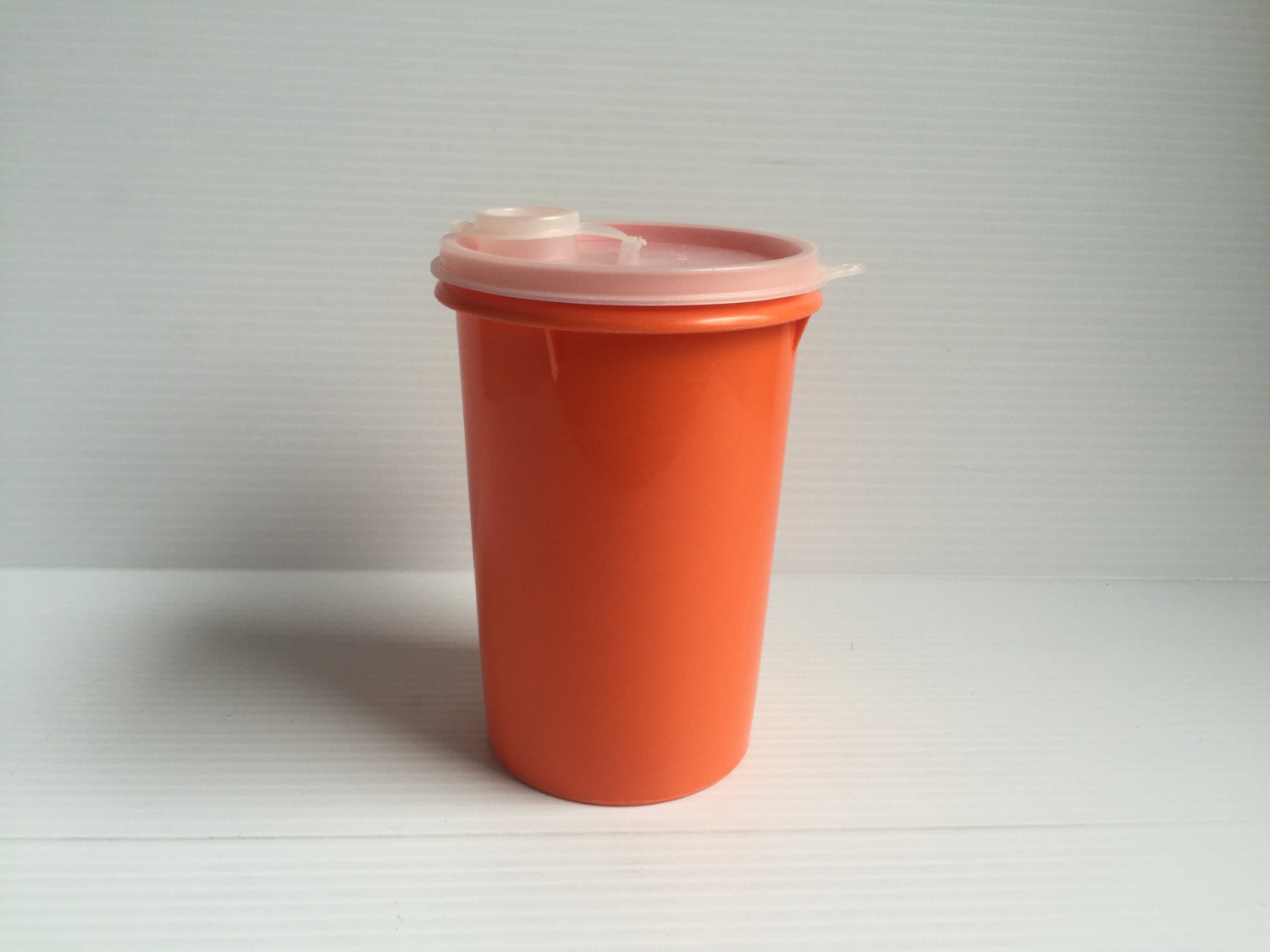 ROUND TUPPERWARE CONTAINER, Orange Tupperware, Tupperware Container ...