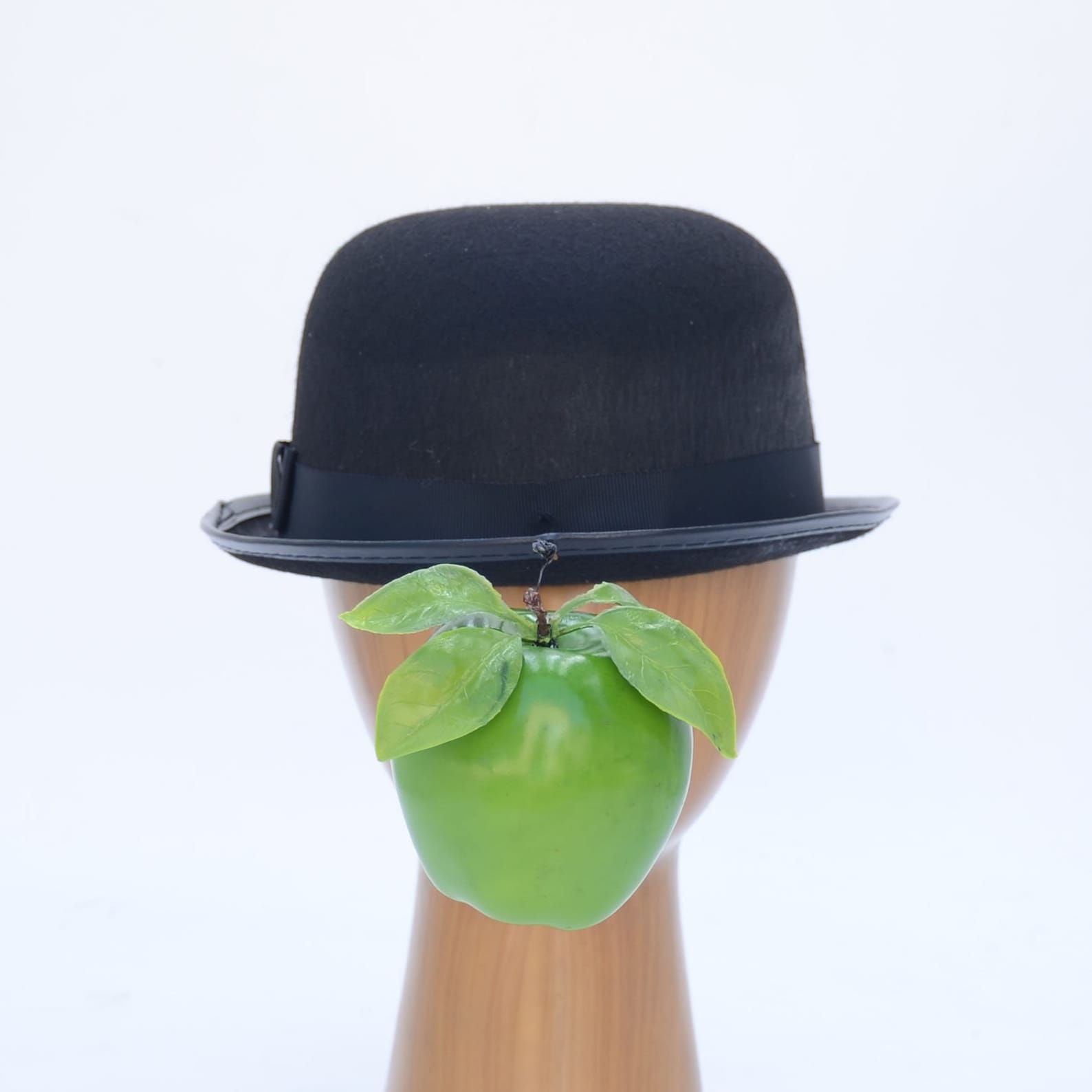 Magritte Green Apple Black Bowler Hat Floating Apple or Dove | Etsy