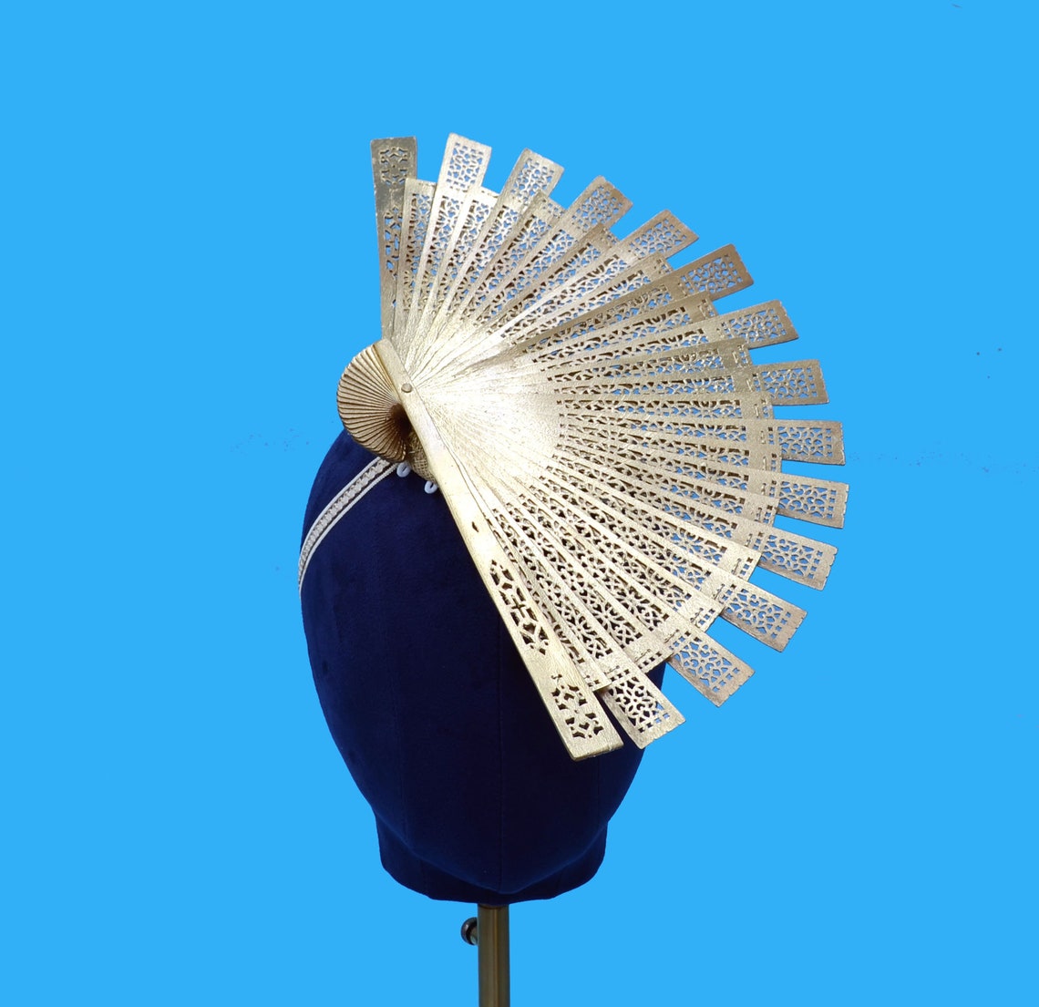 Convertible Gold Halo Fan Fascinator Hat as Seen on Allie X - Etsy