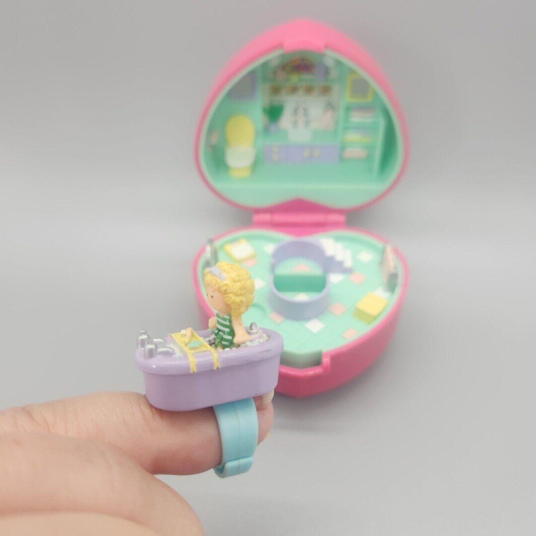 VTG 1991 Polly Pocket Bath Time Fun Ring Bluebird Toys W Figure & Ring ...
