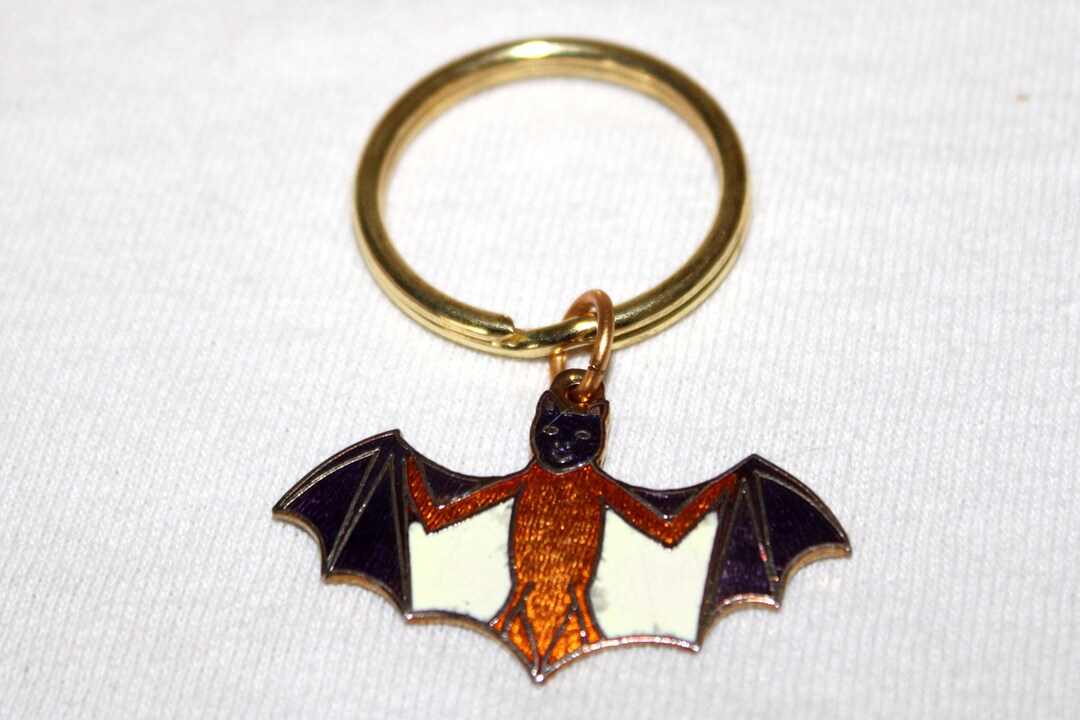 Flying Bat Keychain-enamel-caves-caverns-caver-caving-speleology ...