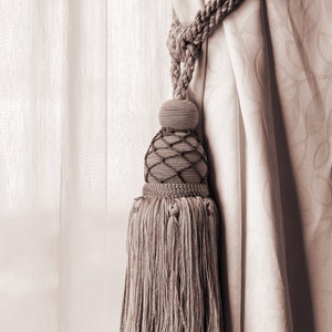 With Net and Small Tassels Overlay Tassel Tiebacks, 9 1/2 Tassel 24cm ...