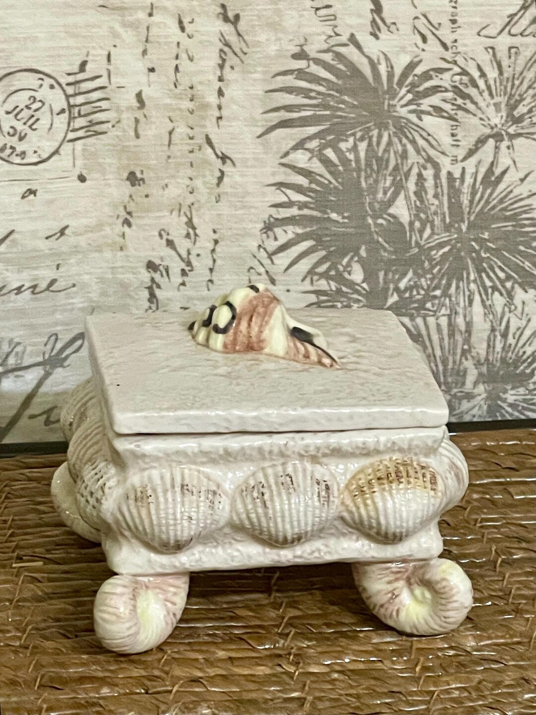 Vintage White Ceramic Seashell Trinket Box With Lid - Shells on the ...