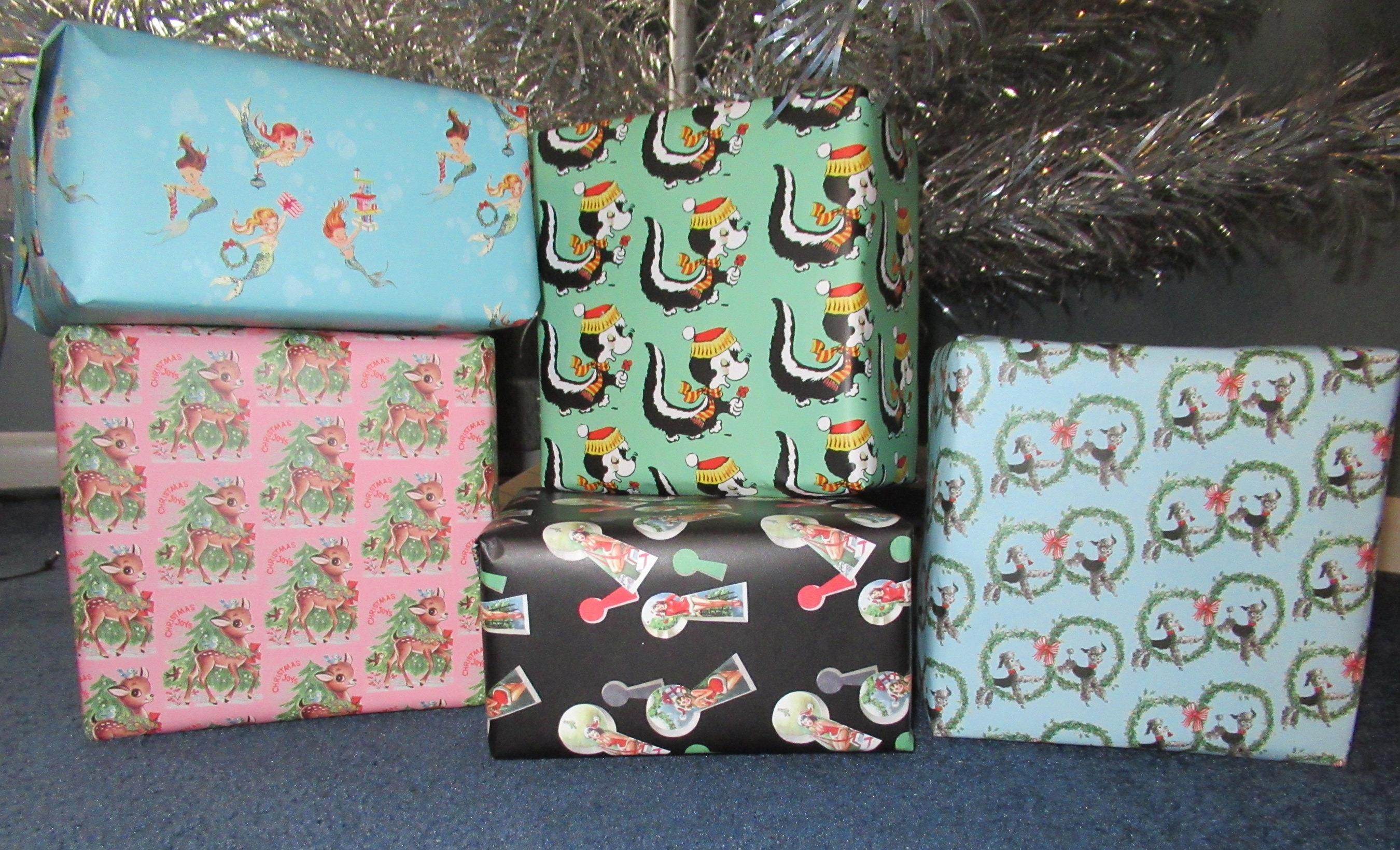 Peppermint Joy Retro Candy Christmas Wrapping Paper Novelty 1950s Style ...