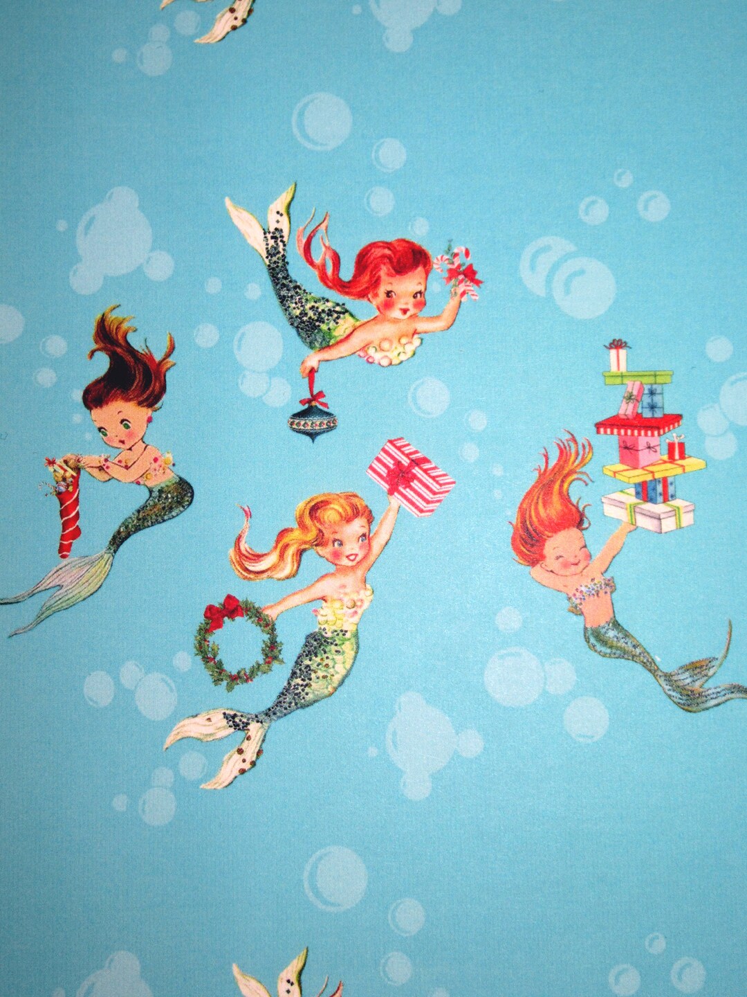 Retro Merry Mermaids Christmas Wrapping Paper Novelty 50s Decoration ...