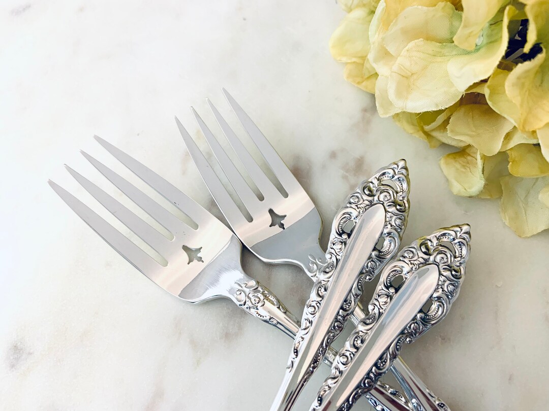 Custom Date Wedding Forks, Personalized Wedding Cake Forks Vintage Hand ...