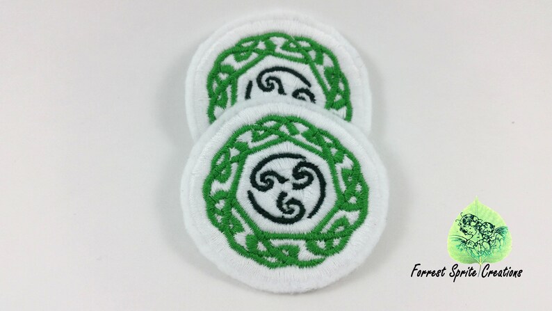 Green Triskele Celtic Knot Patch - Etsy