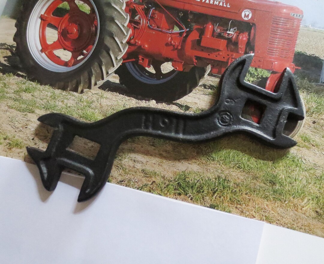 Antique Cast Iron Wrench for Tractor ~ International Harvester H911 ...