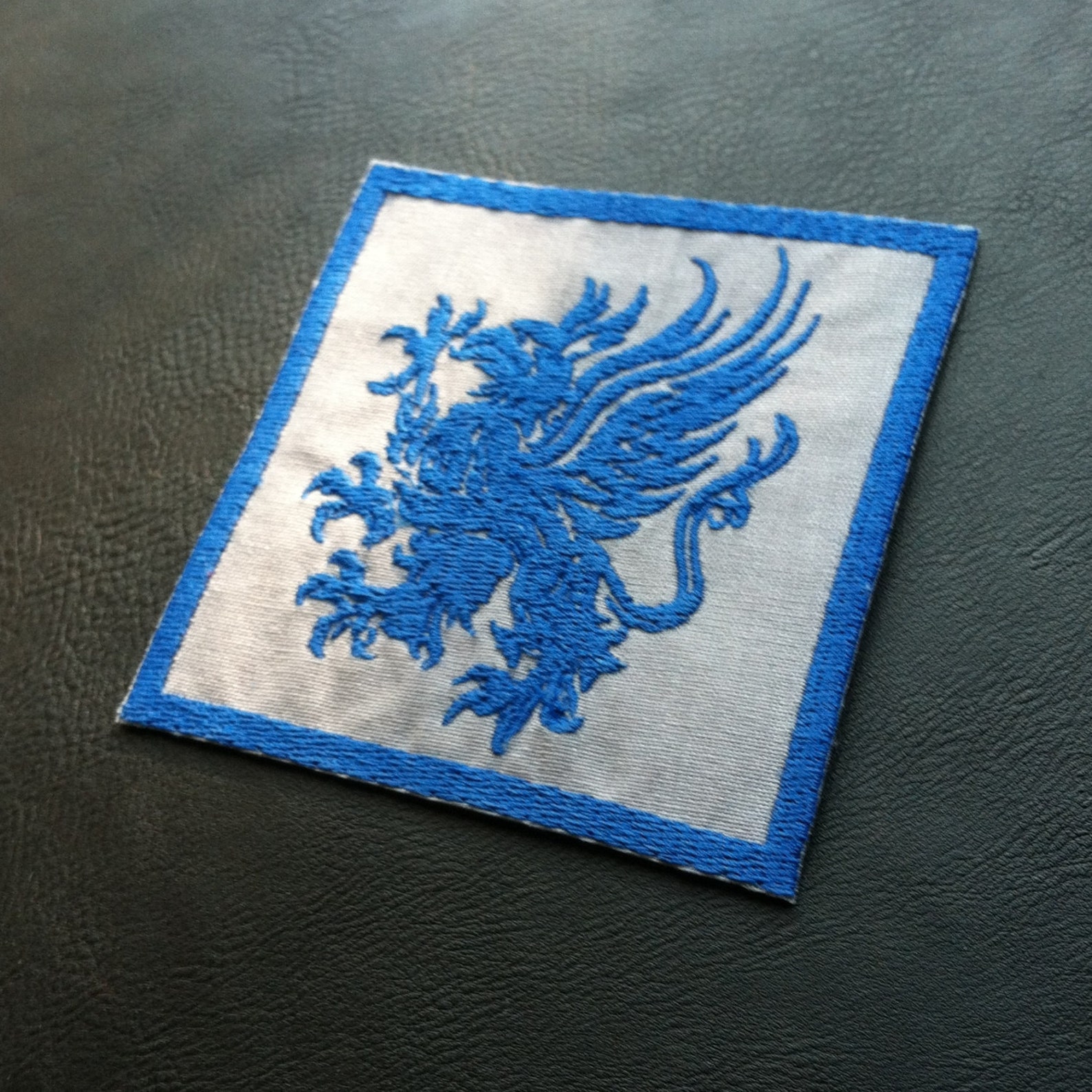 Dragon Age - Grey Warden Griffon Embroidered Patch - Etsy