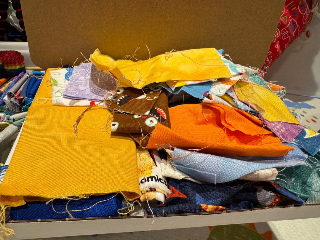 500g - 100% Cotton Fabric Scraps by Weight - Lucky Dip - Mix of Sizes ...