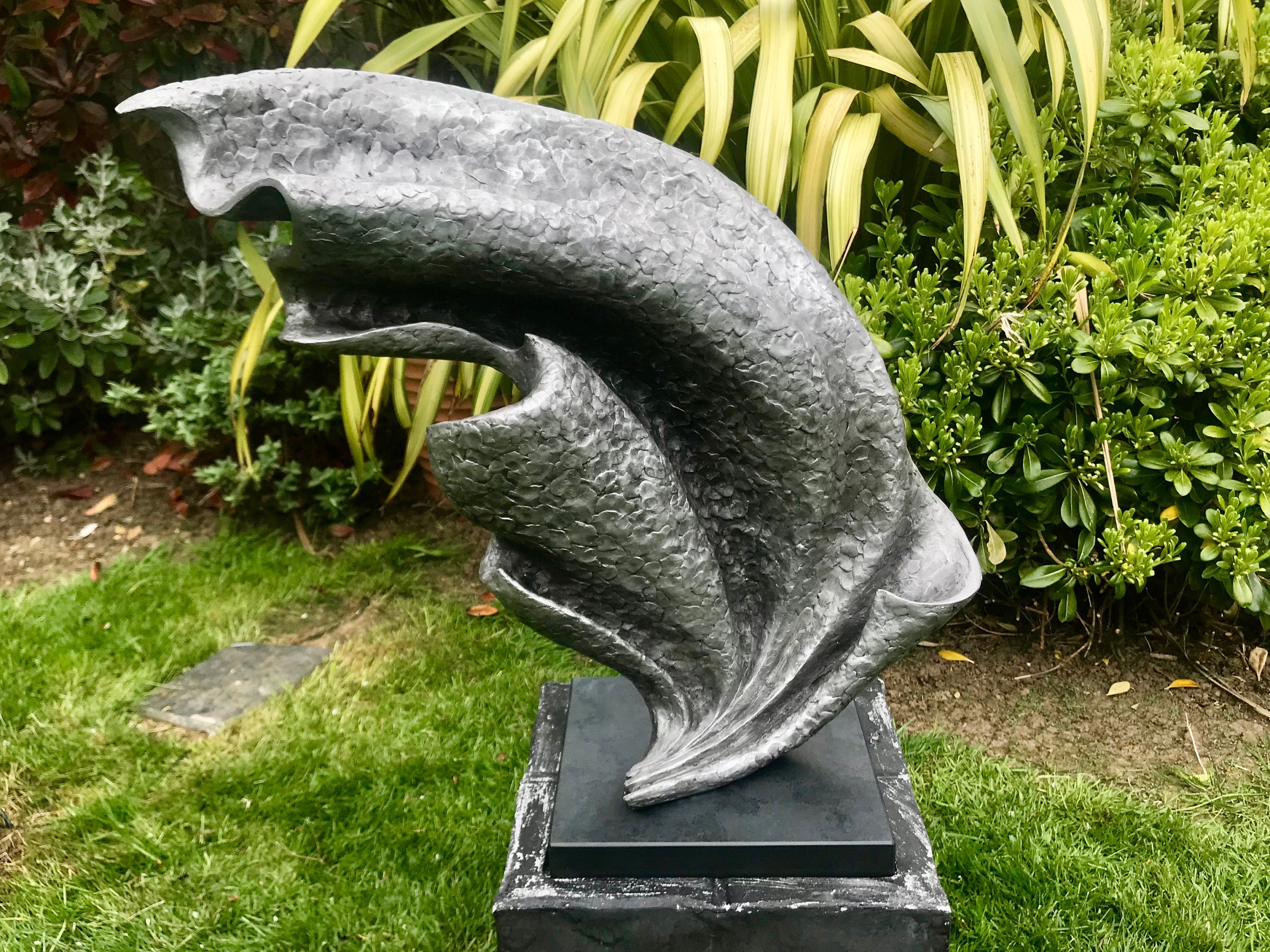 Wave Garden Sculpture, aluminium, Limited Edition