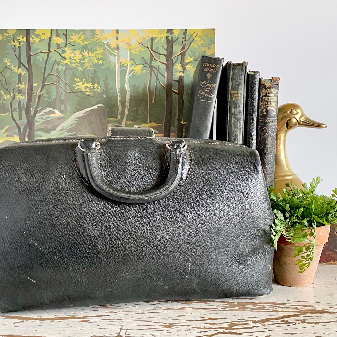 Old Leather Medical Bag // Doctor Satchel // Apothecary Bag // Medical ...