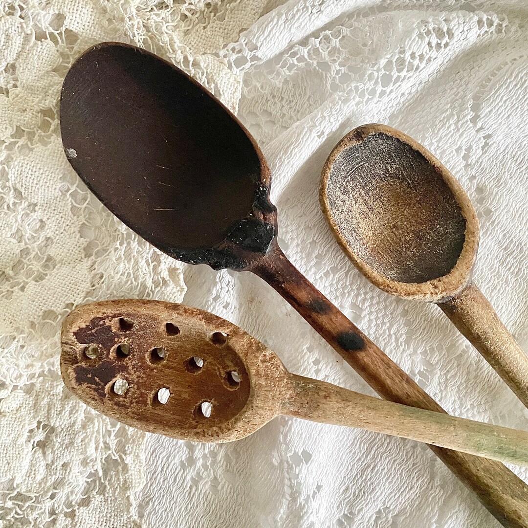 Antique Wood Spoons Set of 3 // Farmhouse Kitchen Utensils // - Etsy