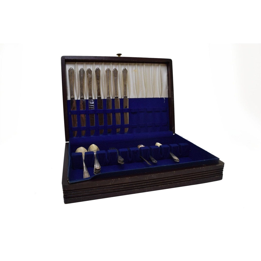 Wm Rogers Oneida Paramount Flatware Silverplate Set W/ Wood Storage Box ...