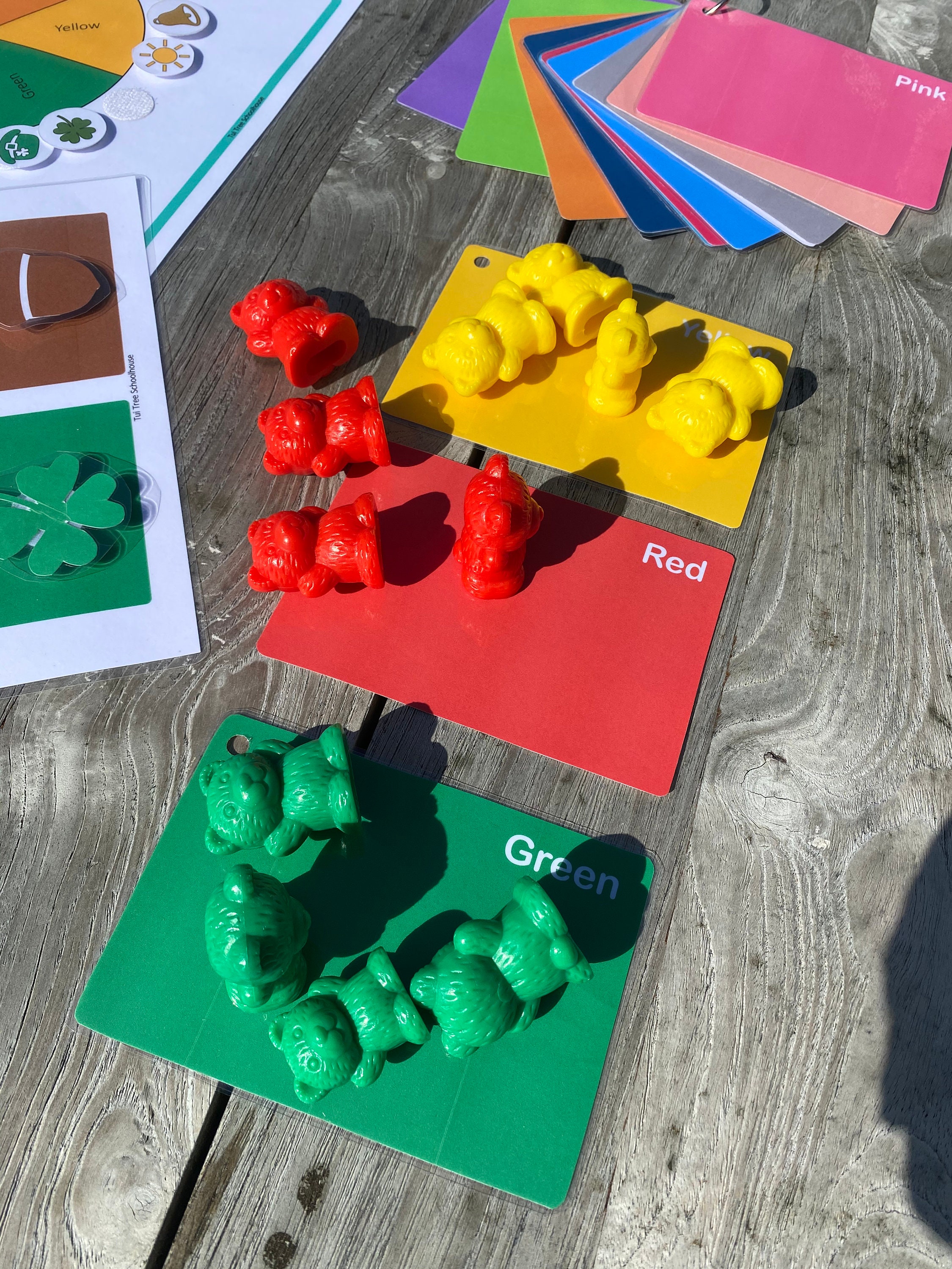 Color Flashcards, Printable Colour Cards, Color-sorting Mats, Preschool ...