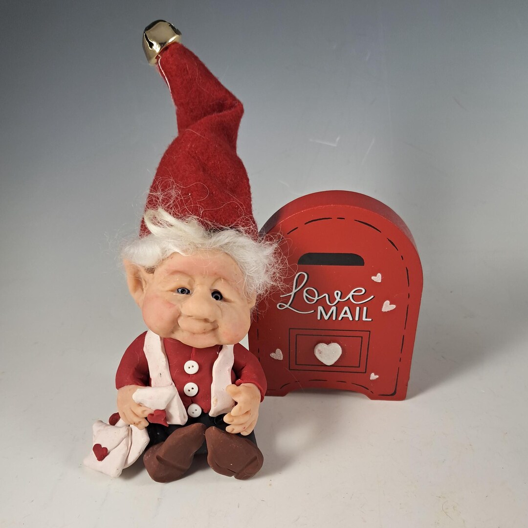 Valentine Elf, Handmade, Elf Figure, pauly the Postman - Etsy