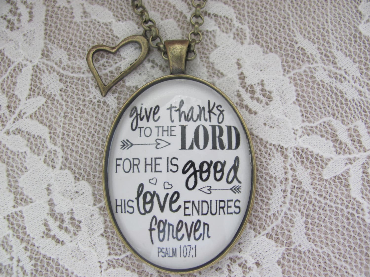 Oval Bible Verse Pendant Necklace give Thanks to the - Etsy