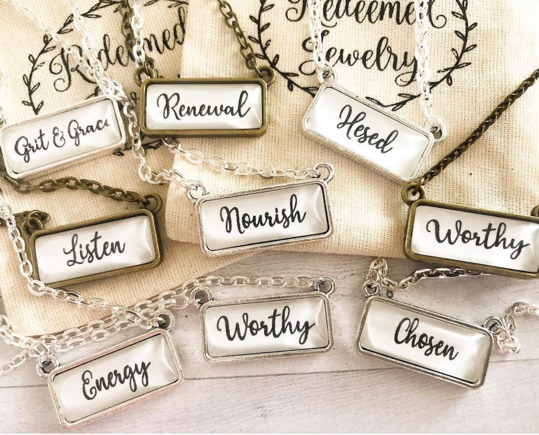 Custom One Word Rectangle Pendant Necklace - Etsy
