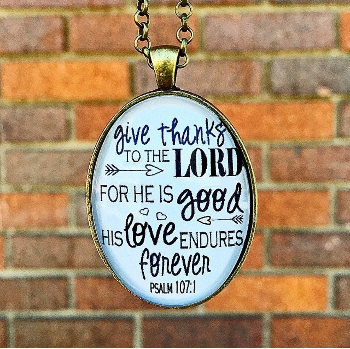 Oval Bible Verse Pendant Necklace give Thanks to the - Etsy