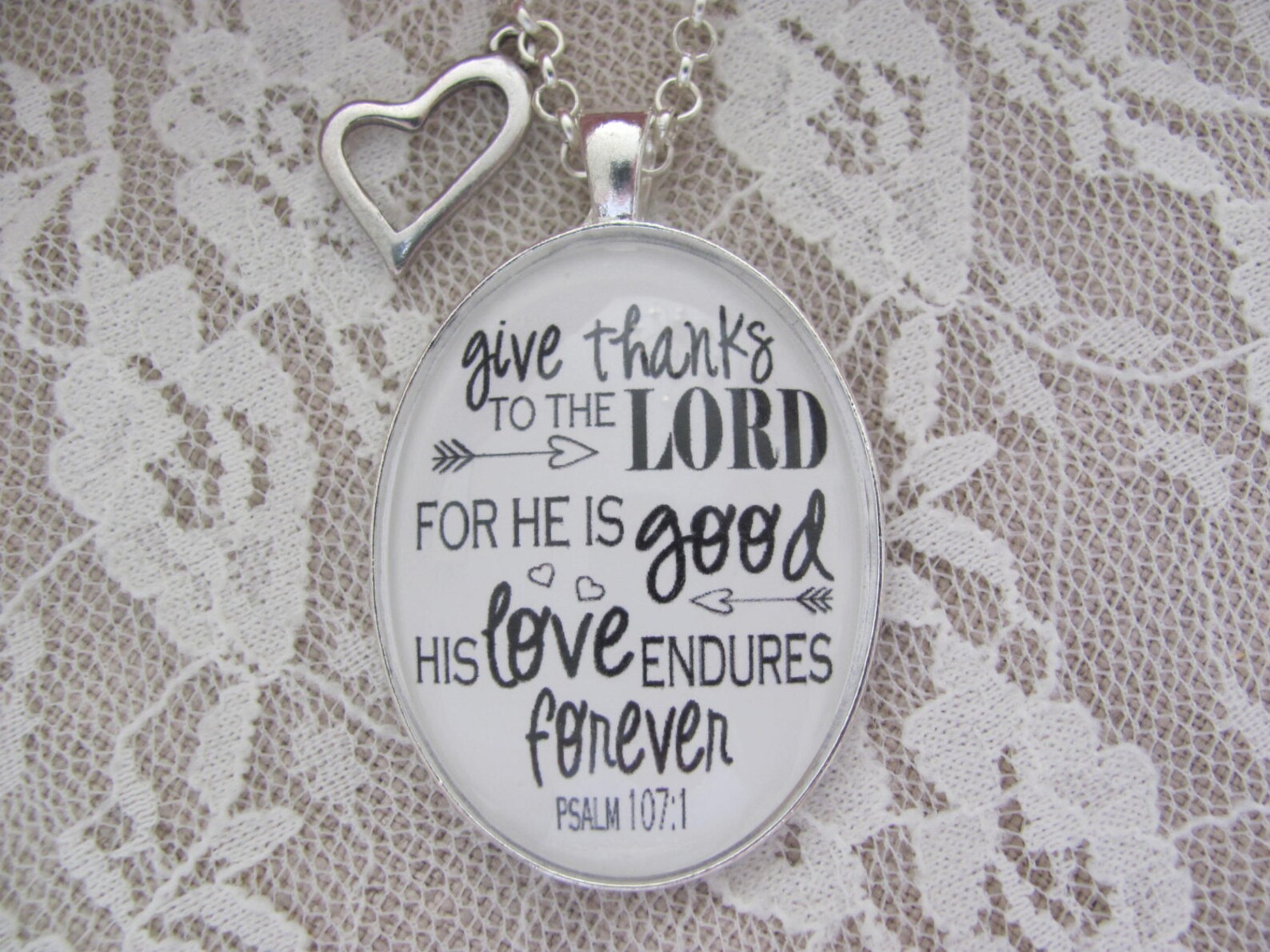 Oval Bible Verse Pendant Necklace give Thanks to the - Etsy