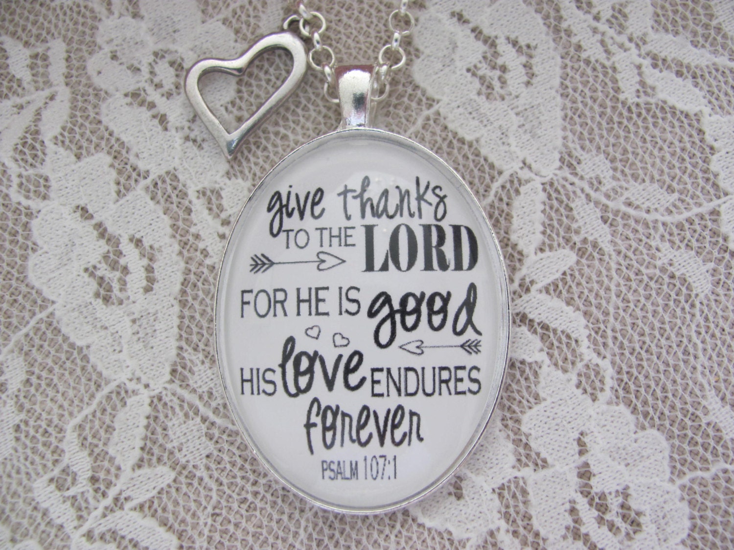 Oval Bible Verse Pendant Necklace give Thanks to the - Etsy