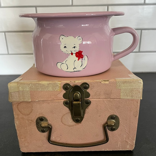 Vintage Pee Pot - Etsy