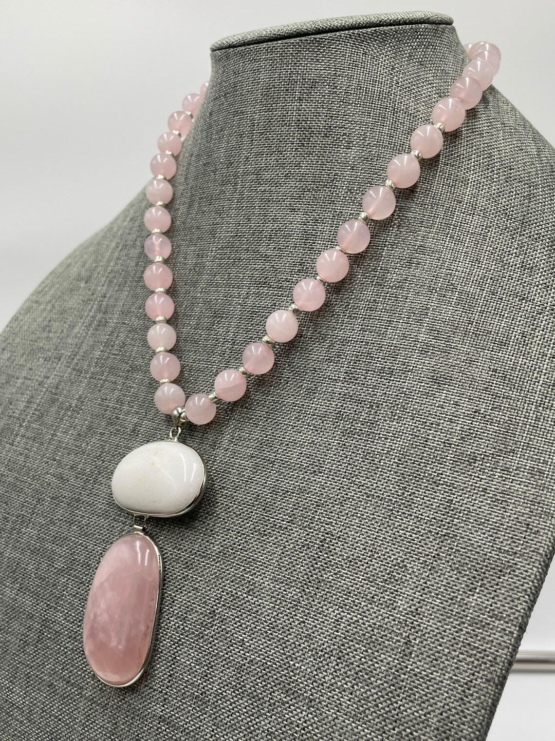 Rose Quartz Gemstones Beaded Necklace With Rose Quartz Pendant and ...