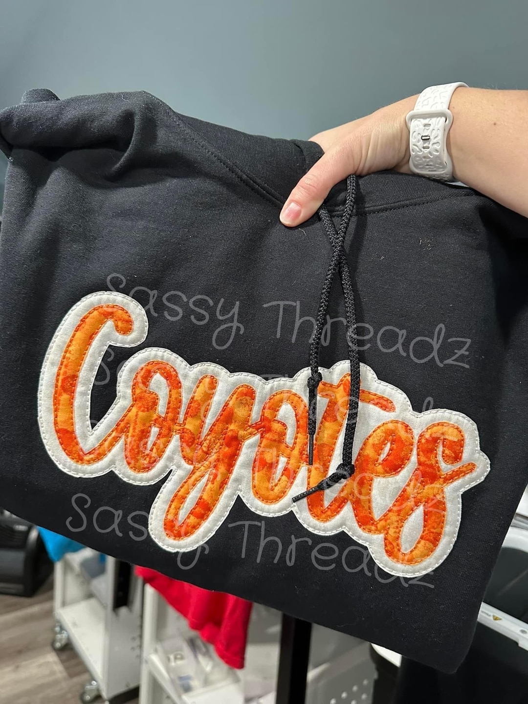 Bean Stitch Coyotes Bean Stitch Double Stacked Script Applique ...