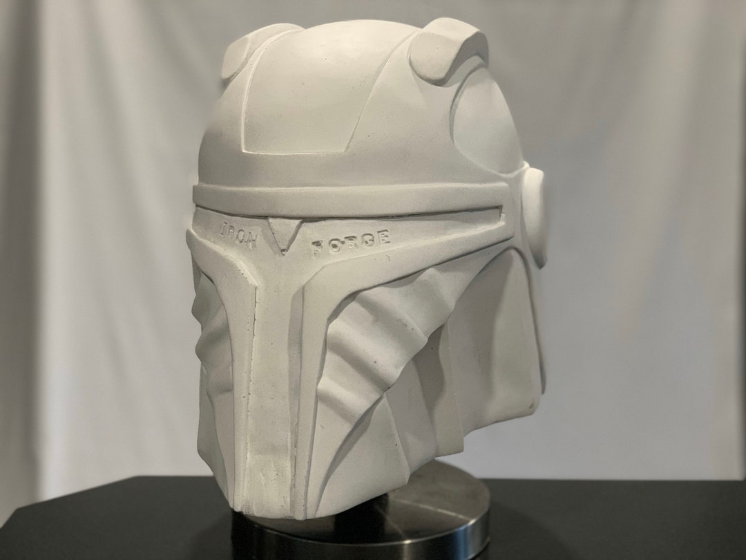 Mandalorian Cosplay Helmet. DIY Wearable Star Wars Helmet Prop With ...