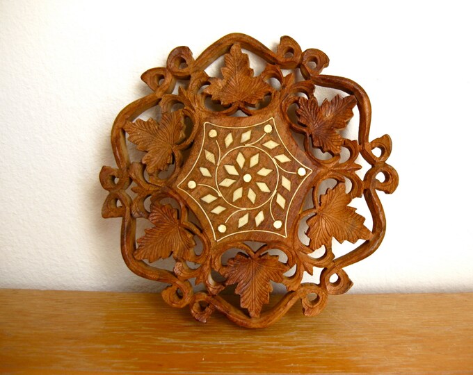 Vintage Hand Carved Wooden Trivet With Floral Leaf Embellishments and ...