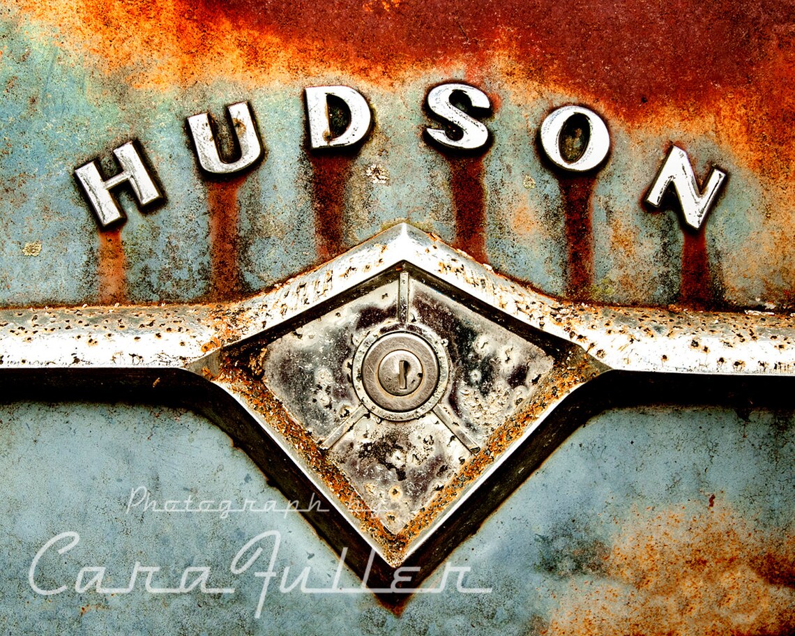 Photograph of the Hudson Emblem with Keyhole | Etsy
