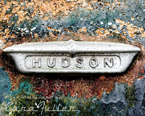 Photograph of the Hudson Emblem | Etsy