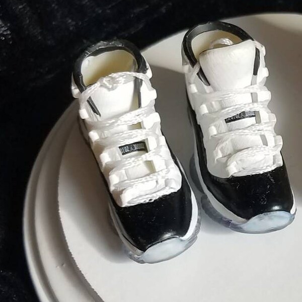 Jordan Cake Topper - Etsy