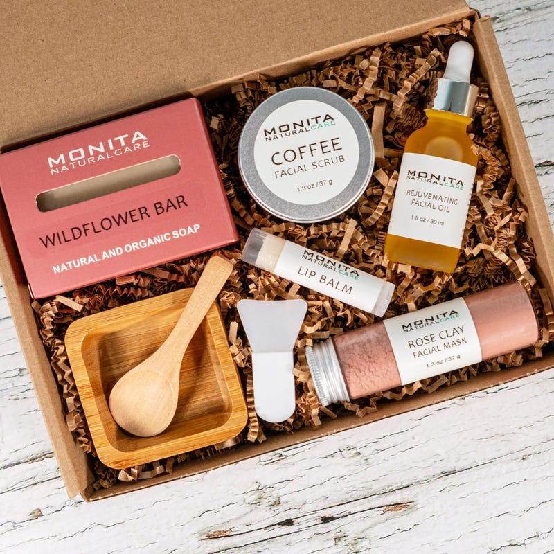 Beauty Gift Facial Basket - 60+ Gift Ideas for 2026