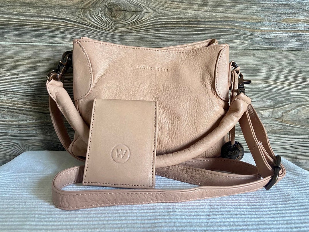 Vintage WANDERERS Travel Co Blush Leather Shoulder Crossbody Bag and ...