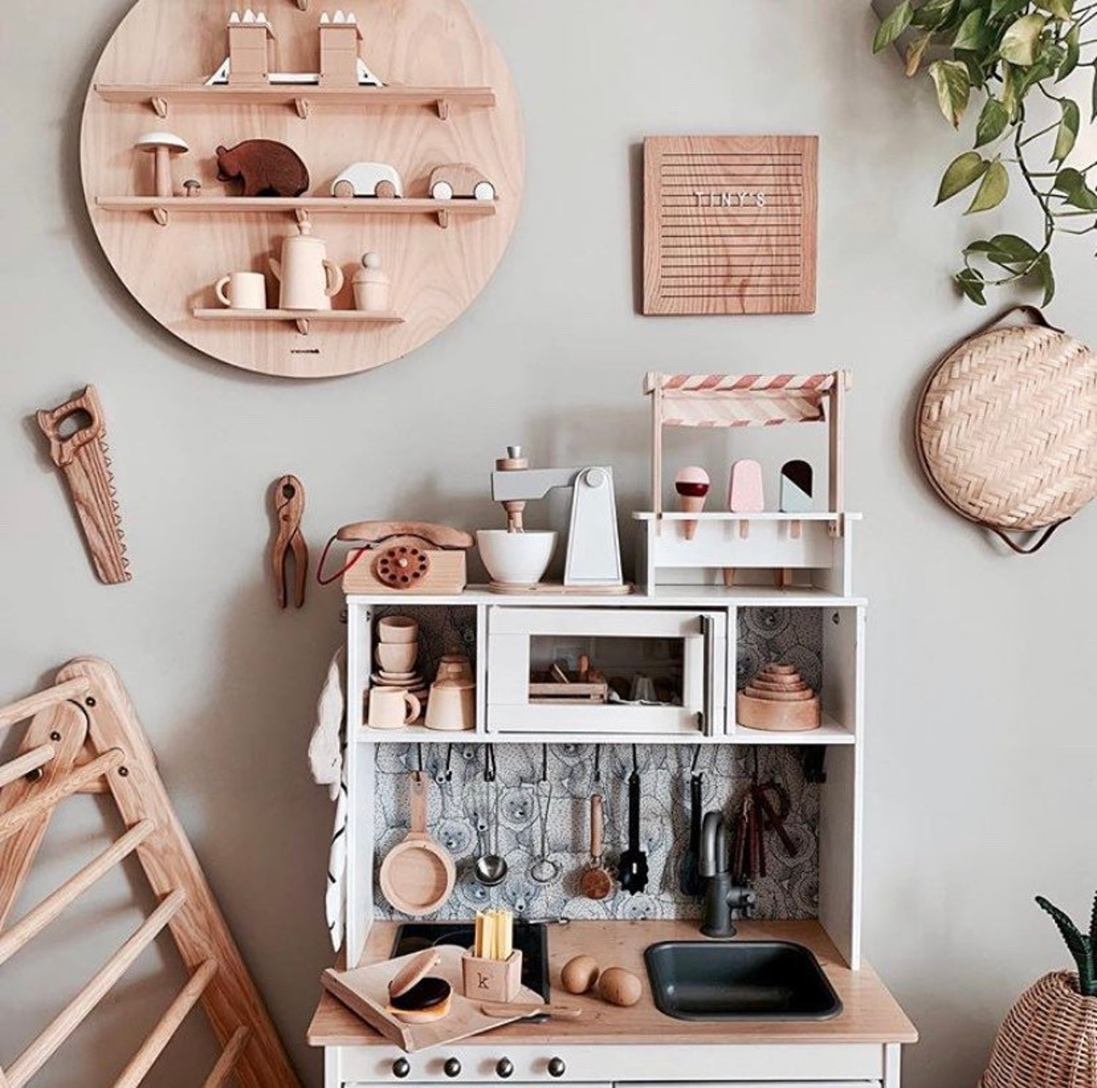 Circular Wall Shelves Circle Wall Shelf Kids Room - Etsy