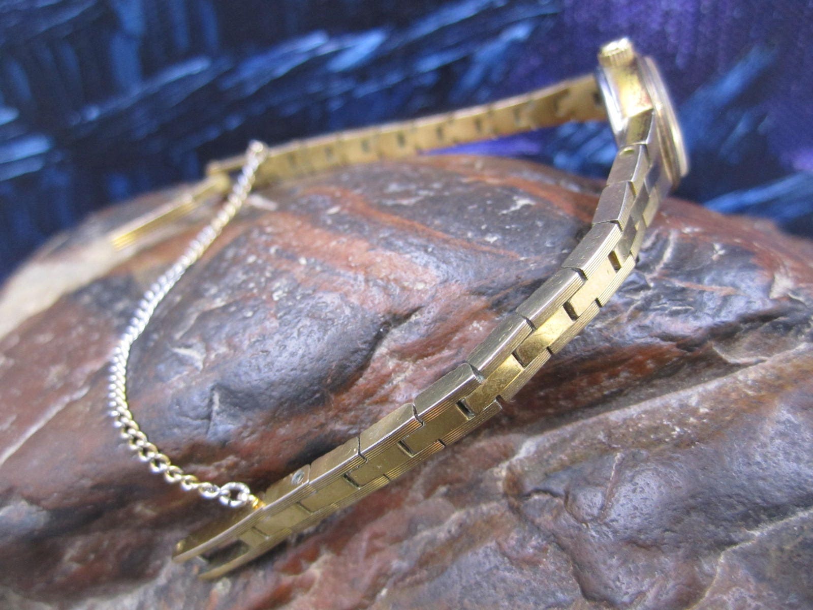 Vintage Cardinal ladies gold wrist watch | Etsy