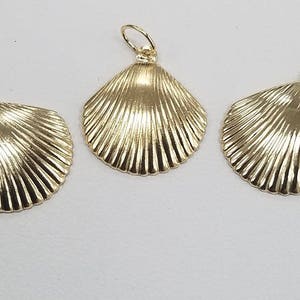 14k Gold Filled Charm | Clam Shell 15mm Shell | 1 Piece | Bulk Savings ...