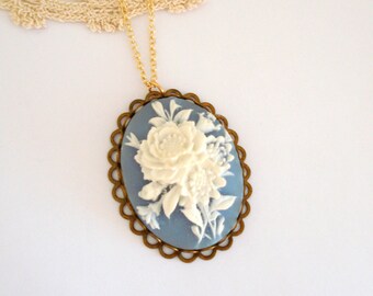Cameo flower pendant | Etsy